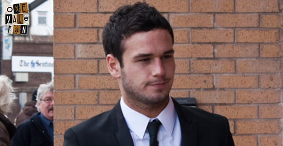 Lee Molyneux player profile - onevalefan.co.uk